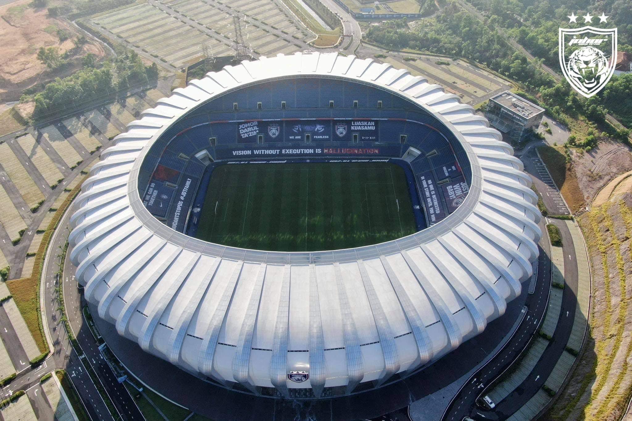 JDT UTAMAKAN KEBERSIHAN DAN KESELESAAN PENYOKONG DI STADIUM SULTAN IBRAHIM